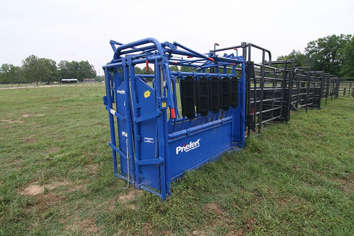 Squeeze Chute - Model 04 - S04 – farmranchstore.com